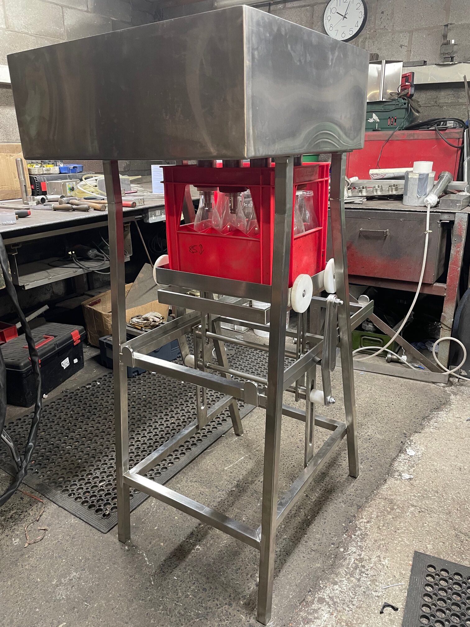 Manual Milk filler – Brytec Ltd